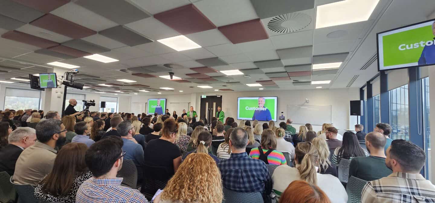 Hold A Successful Company Town Hall Meeting Tecinteractive