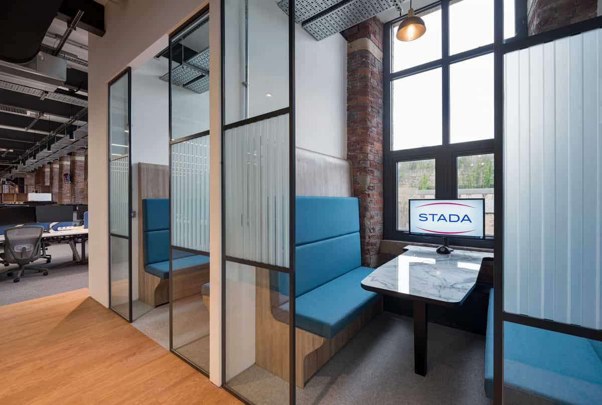 AV Solutions for Huddle Spaces & Small Meeting Room - Tecinteractive